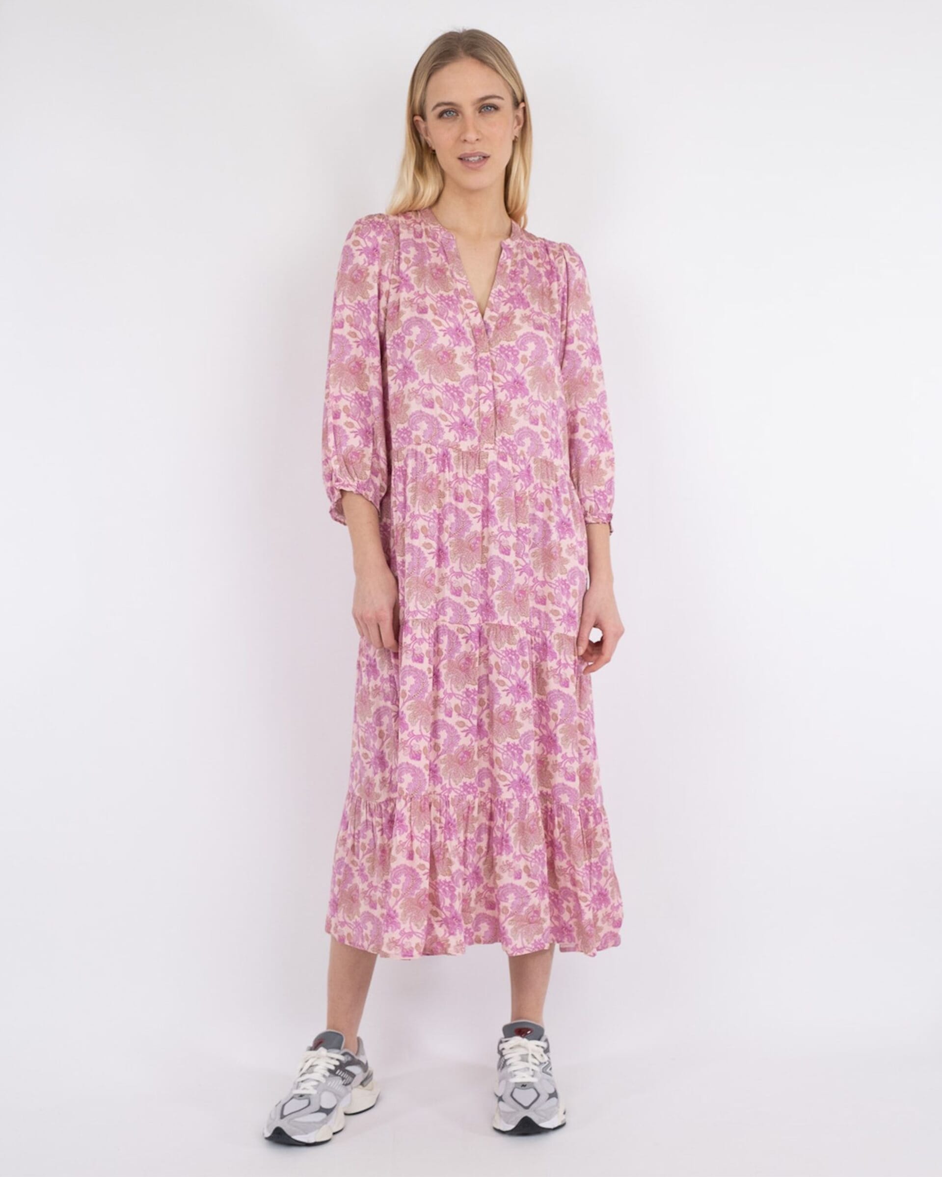 Neo Noir Midikjole Robyn Paradise Paisley - Rose | Midikjoler og ...
