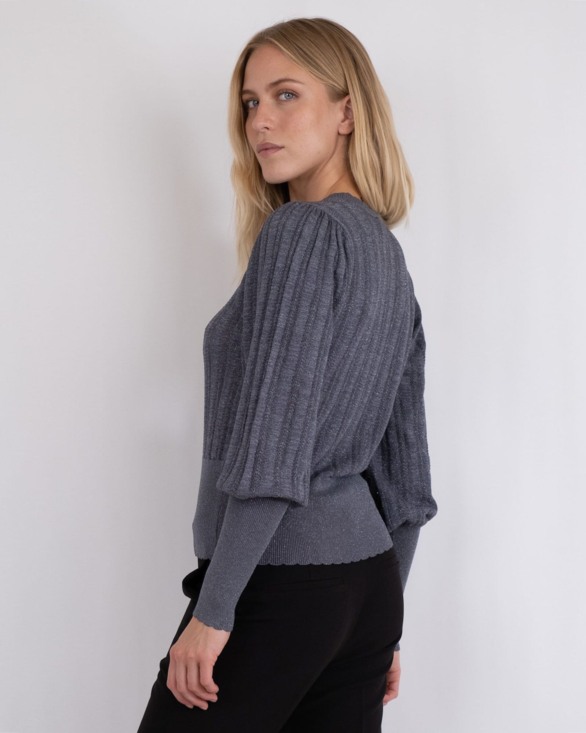 NEO NOIR Topp Dary Glitter Knit - Steel Gray | Topper med glitter til ...