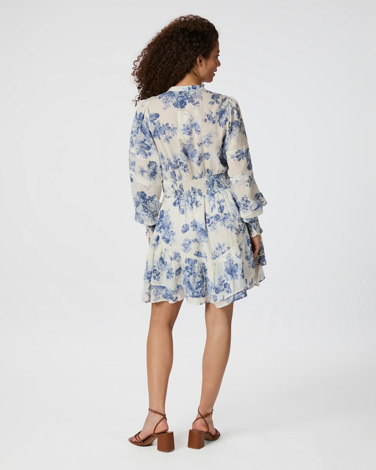 NEO NOIR Kjole Roberta Flower Flow - Light Blue