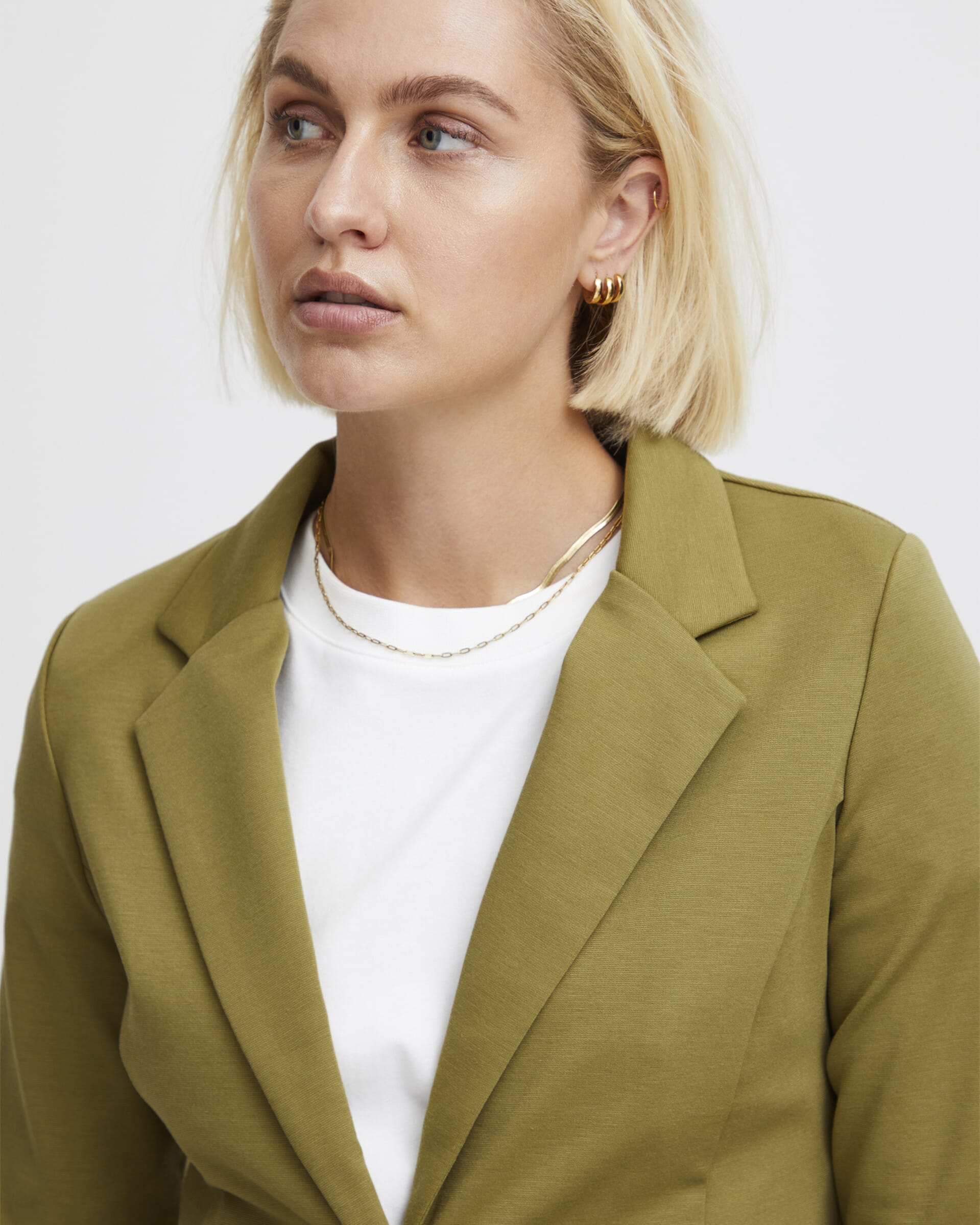 ICHI Blazer Kate - Green Moss | Blazere til dame | FLOYD.no
