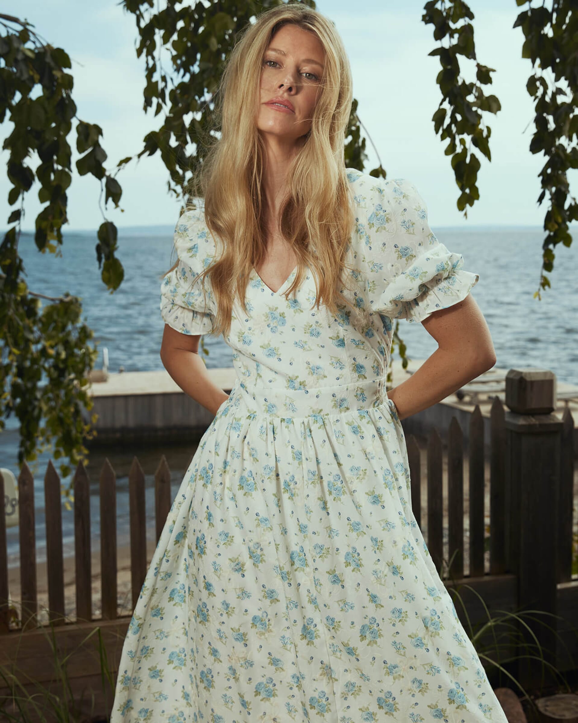 FLOYD Midikjole Helen Flower - Blue