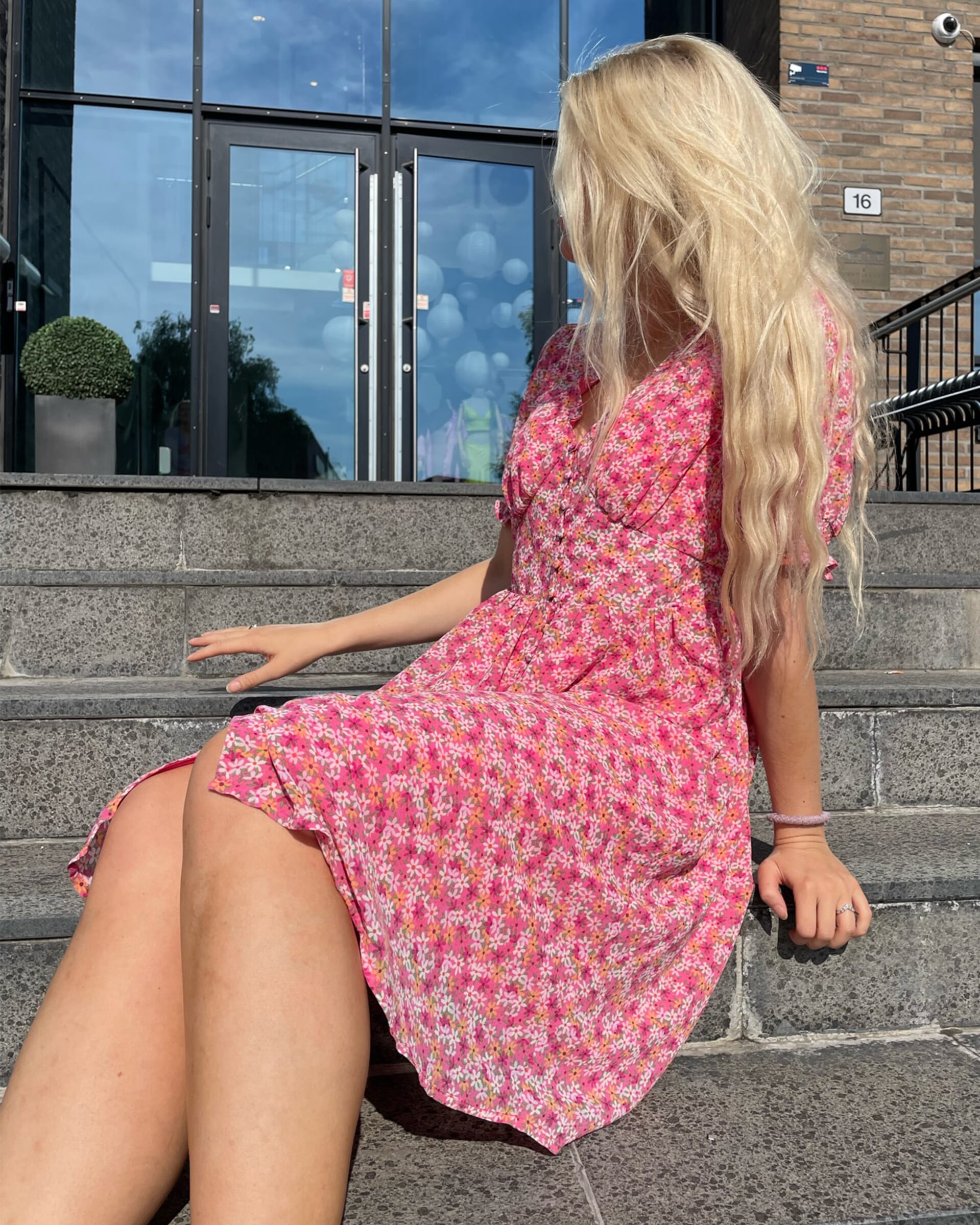 ONLY Kjole Amanda S/S - Carmine Rose/ Nordic ditsy | Korte kjoler til hverdag og fest | FLOYD.no