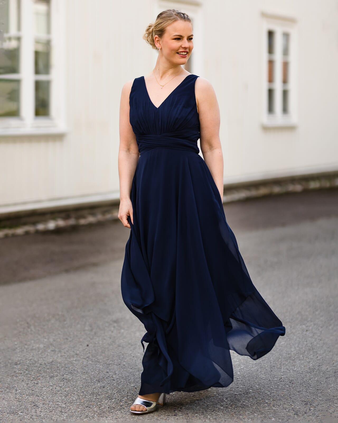 FLOYD Selskapskjole Loella Lang - Navy | Kjoler til bryllup | FLOYD.no