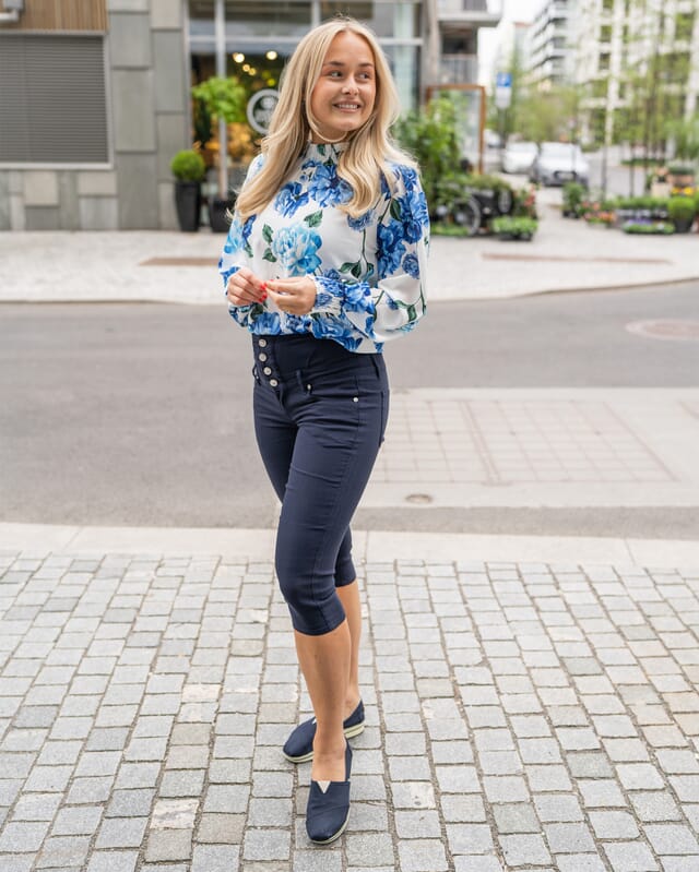 FLOYD Capri Angelina 180A - Navy | Capribukser | FLOYD.no