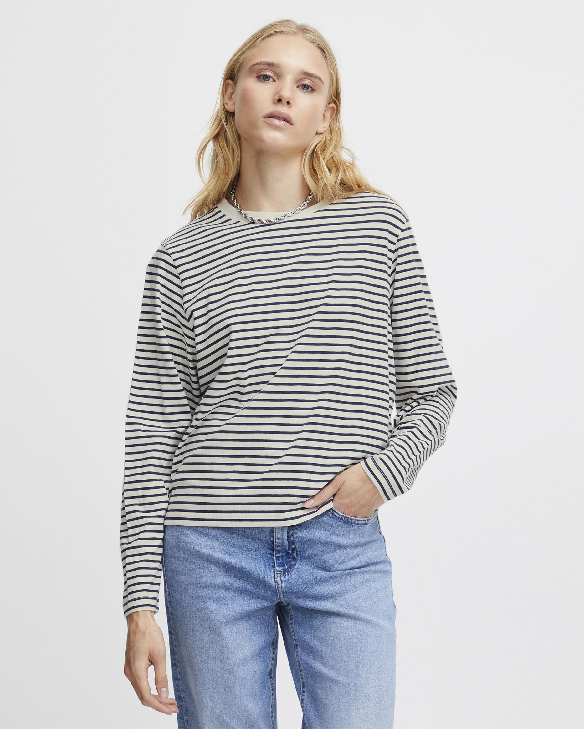 ICHI Topp Mira LS2 - Total Eclipse Stripe | Topper og overdeler til dame | FLOYD.no