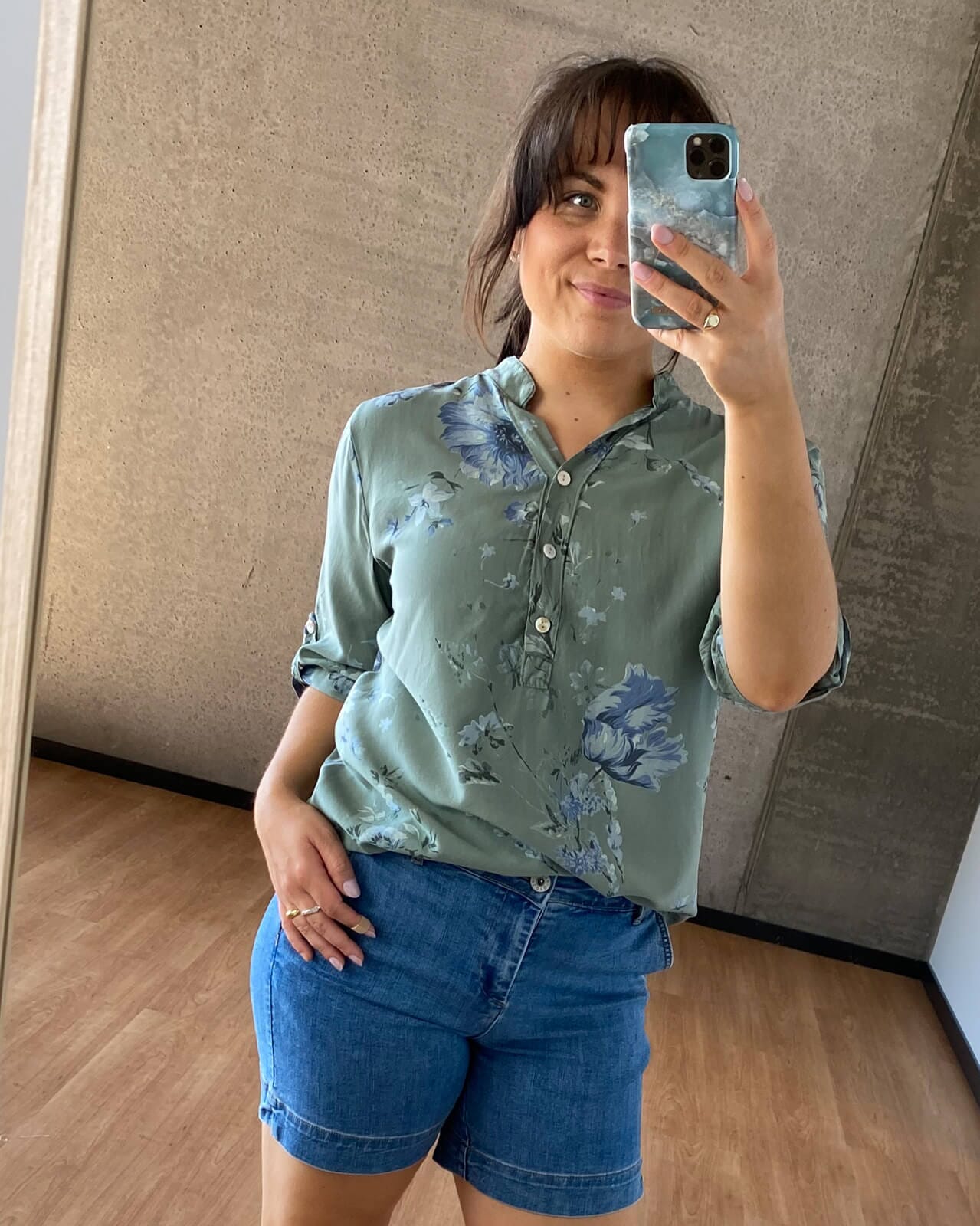 FLOYD Bluse Erica Summer - Army Green | Overdeler | FLOYD.no