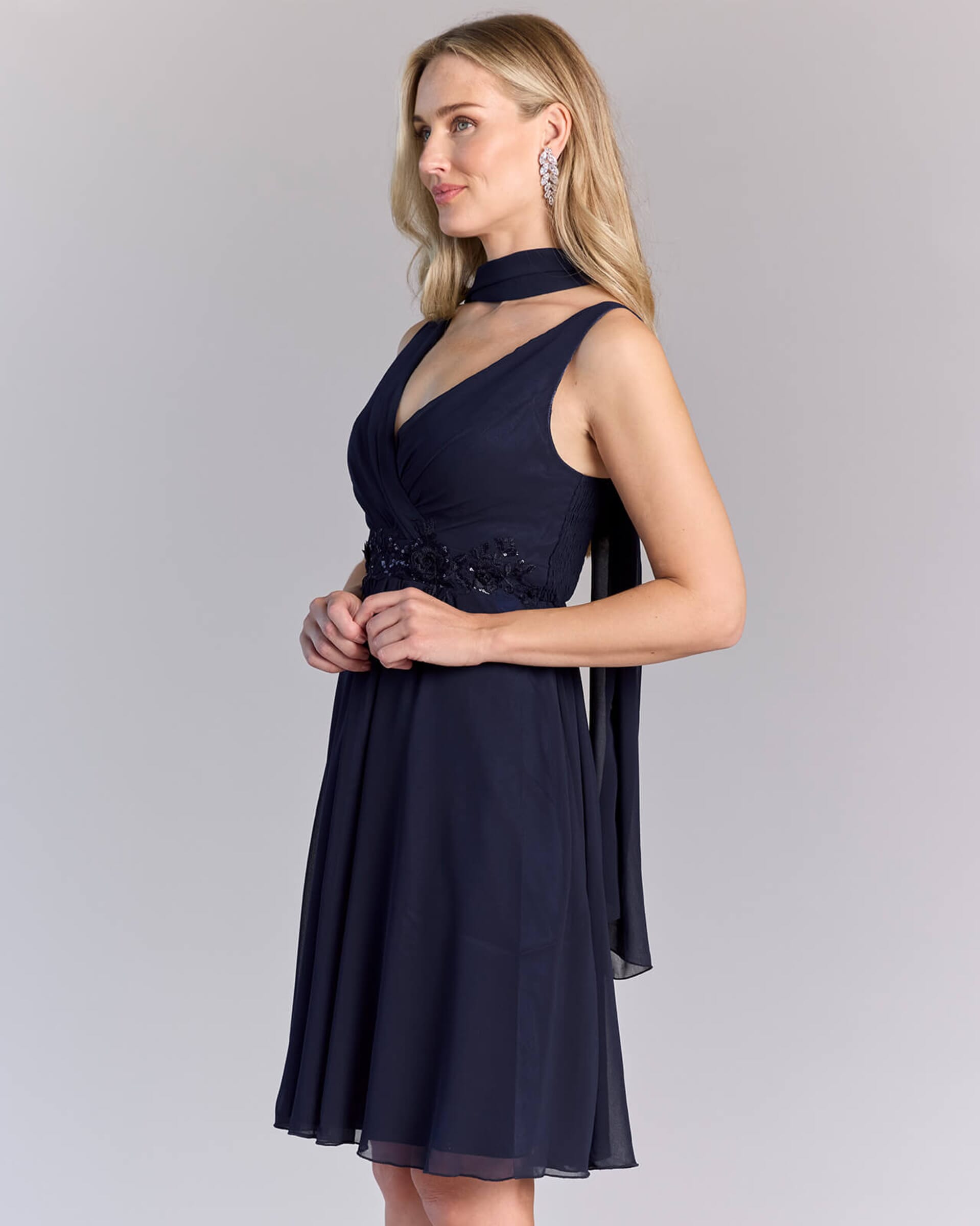 FLOYD Kjole Chantelle Kort - Navy