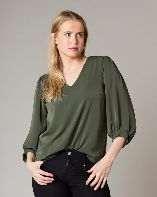 FLOYD Bluse Ling Uni - Army Green - Bluser til hverdag og fest