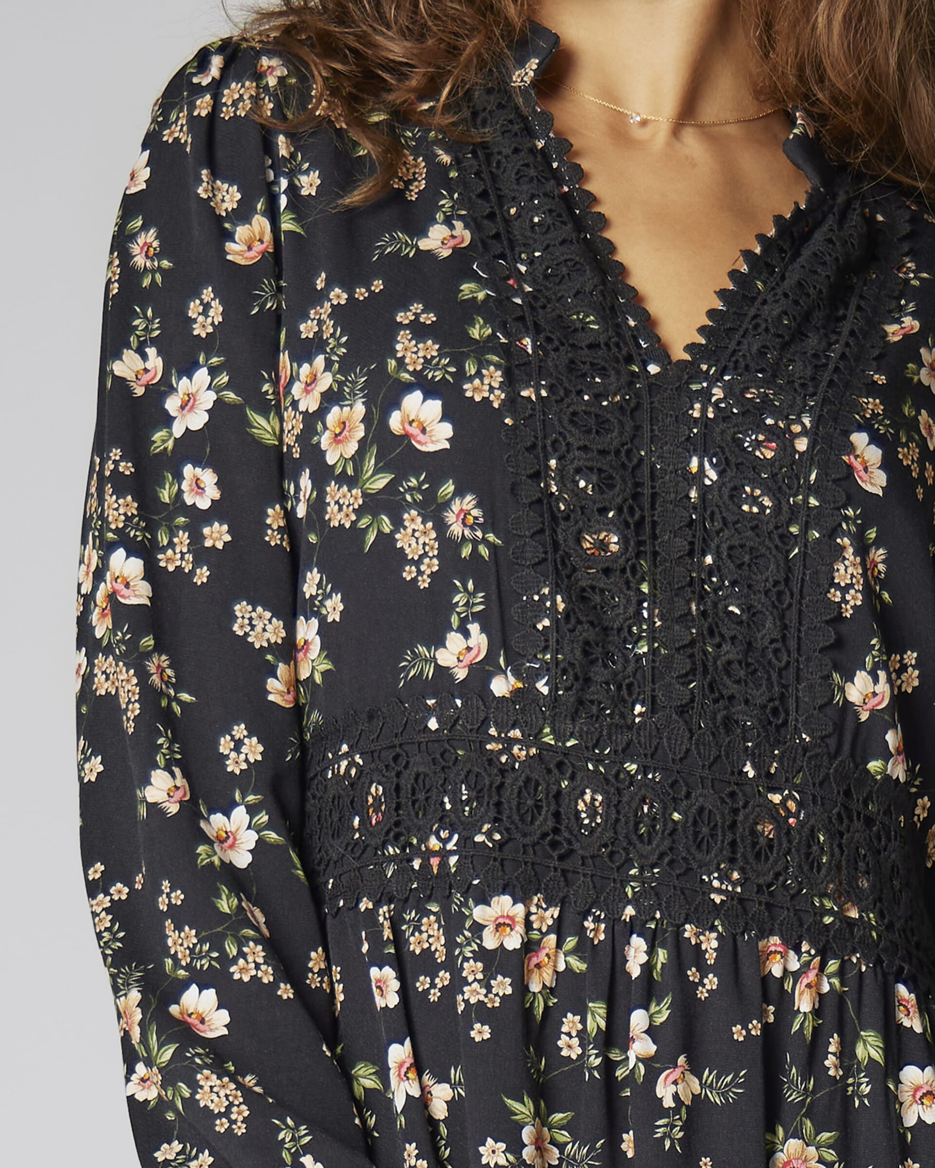 FLOYD Kjole Karianne Bloom - Black