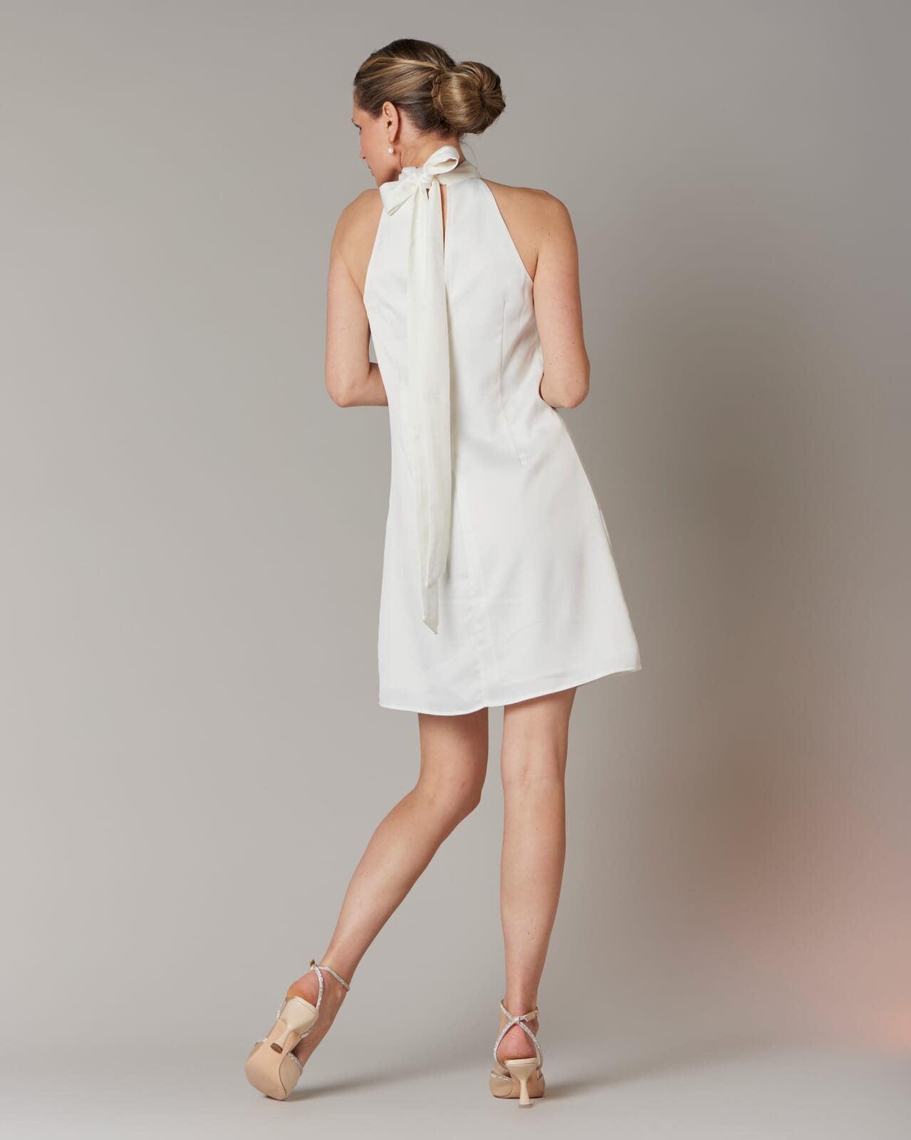 Y.A.S Kjole Dottea Halterneck Dress - Star White | Hvite kjoler til dame | FLOYD.no