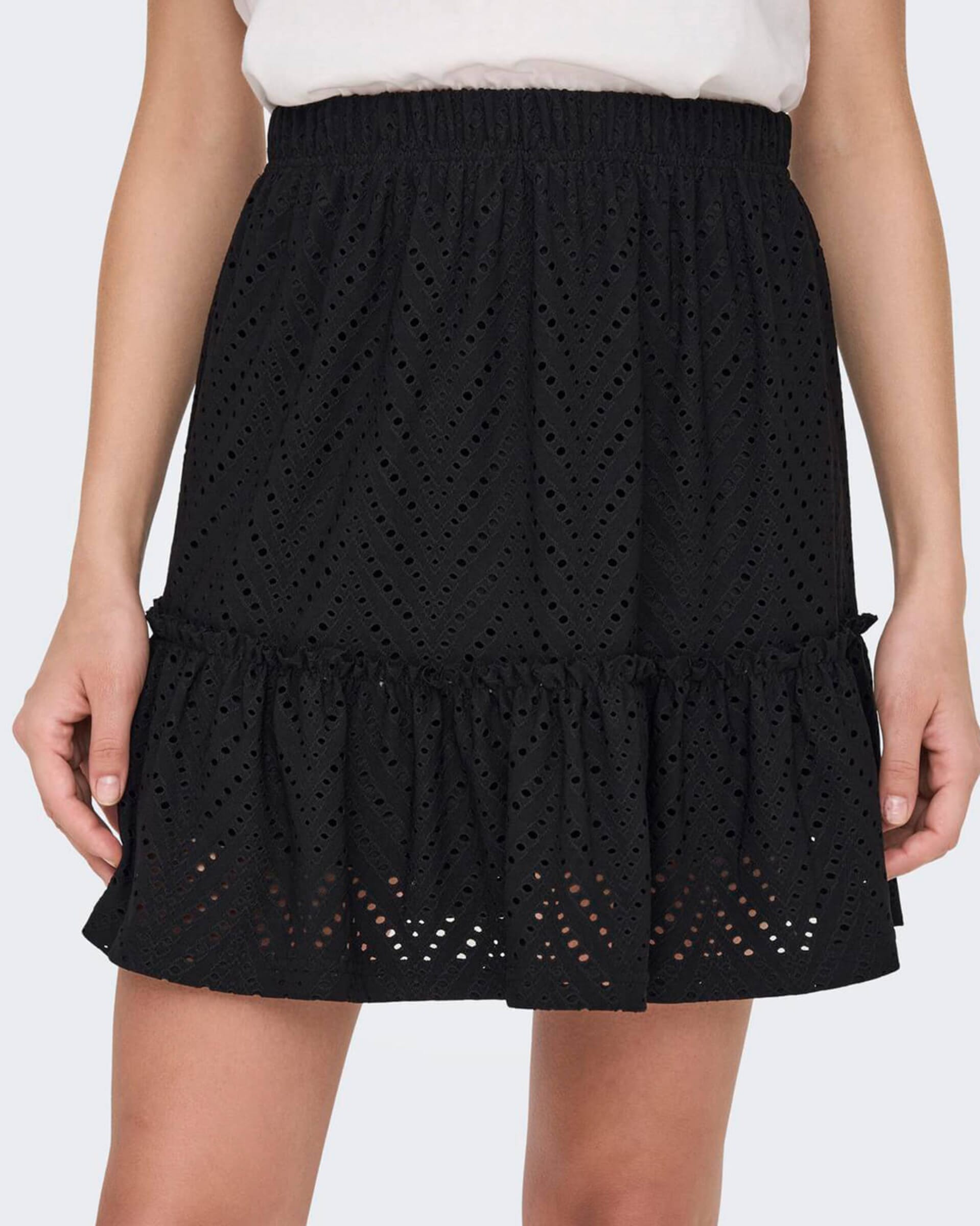 JDY Skjørt Carla Cathinka Frill - Black | Skjørt til hverdag og fest ...