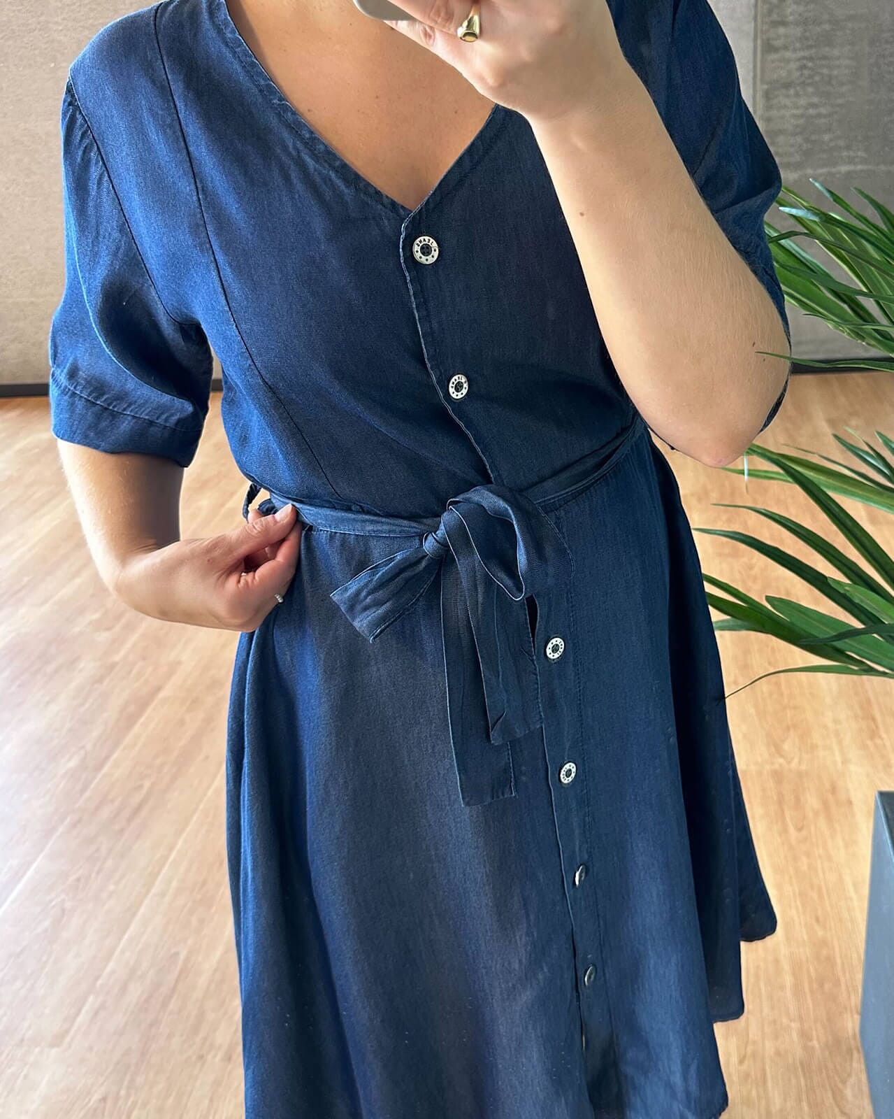 FLOYD Kjole Melissa Tencel - Navy | Korte kjoler | FLOYD.no