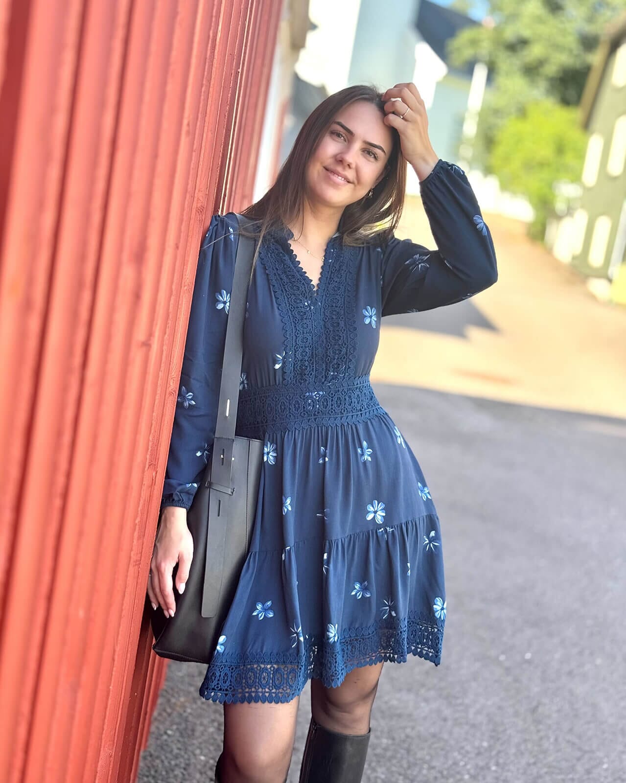 FLOYD Kjole Karianne Bloomy - Navy